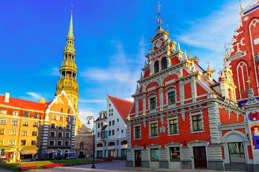 Riga's Cheapest And Most Expensive Times To Visit