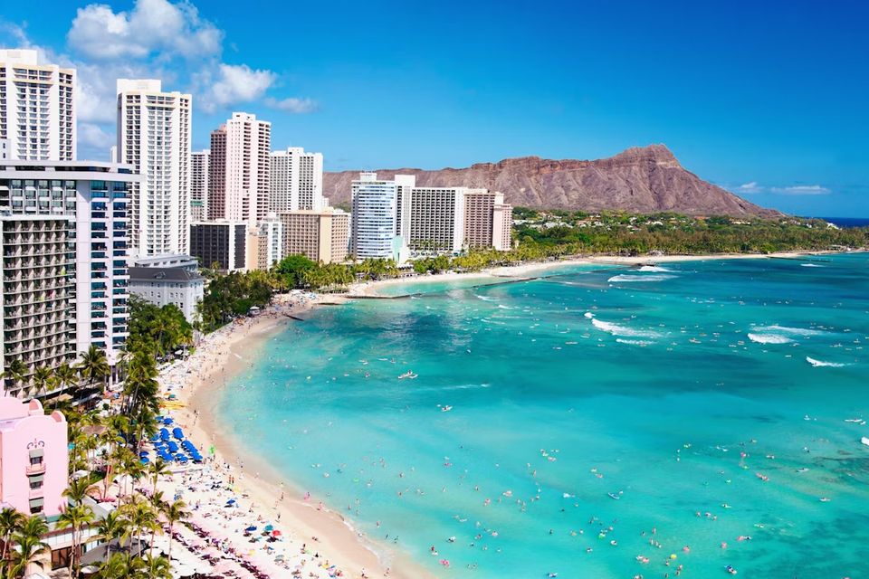 Honolulu's Cheapest and Most Expensive Times To Visit